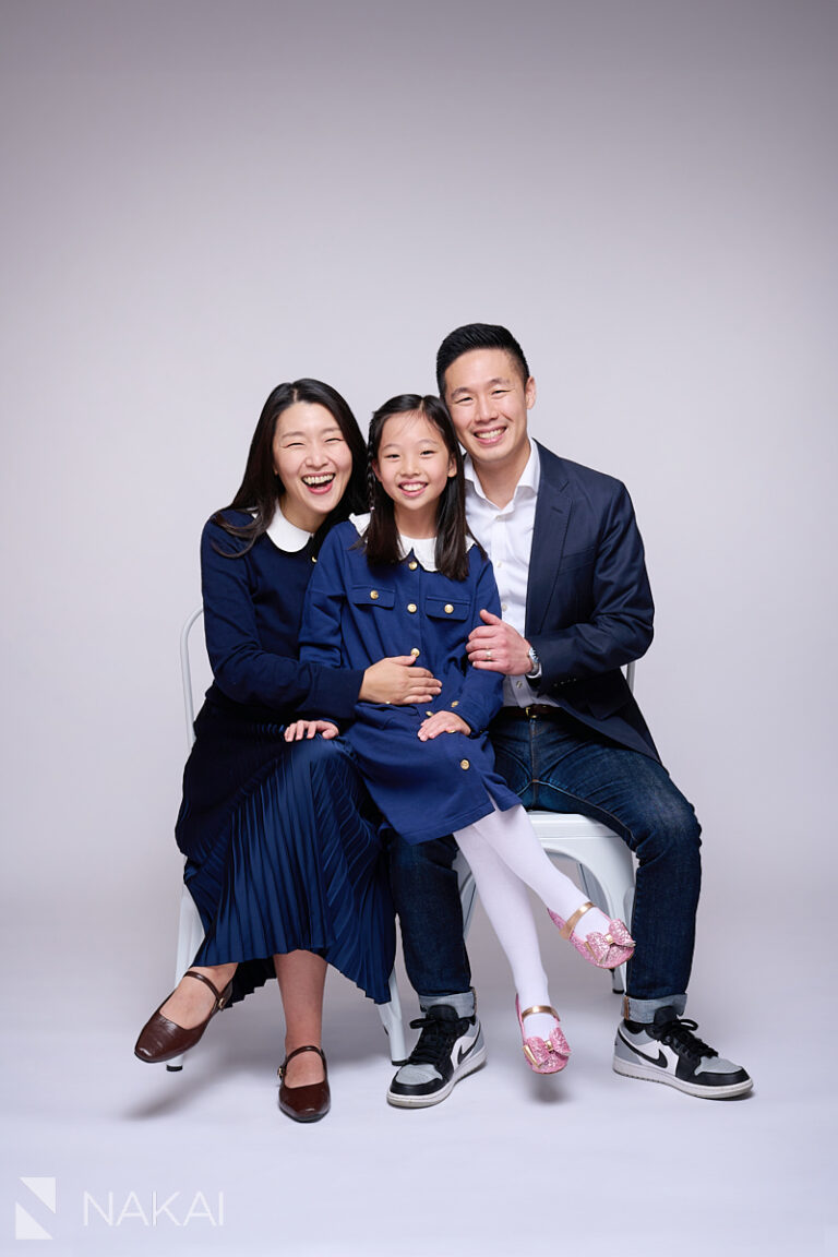 10 Modern Chicago Portrait Studio Family Photos